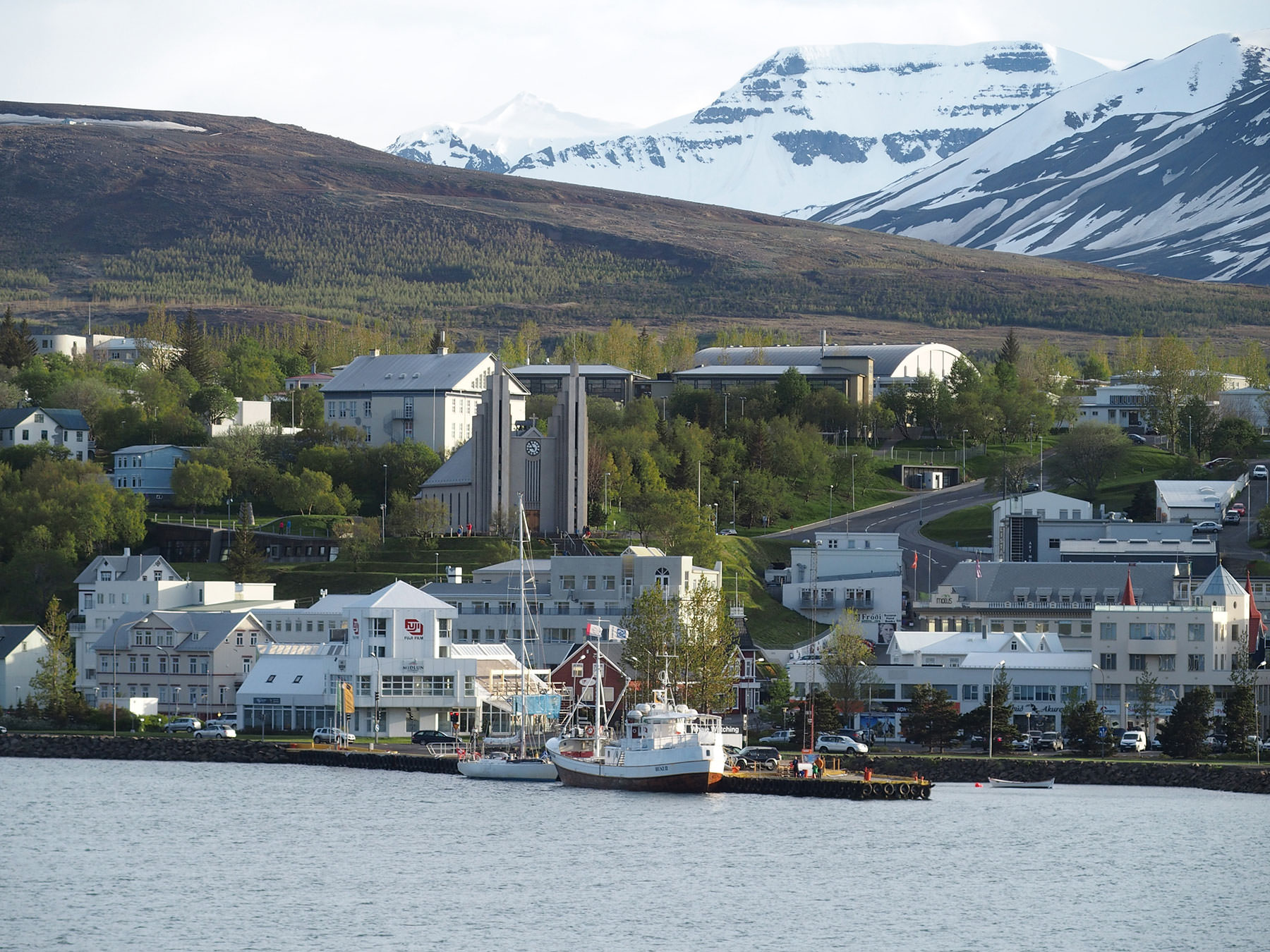 Akureyri – die Hauptstadt des Nordens – Jennifer Summer - Reiseromane